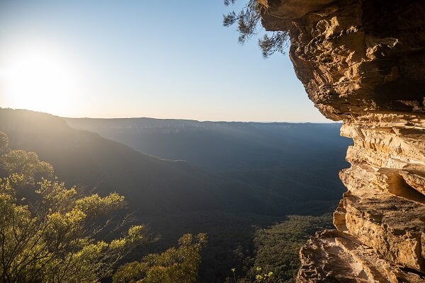Where is the best place to view the Three Sisters?